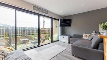 Apartamento, casa de banho privativa, vista para a montanha | Lounge