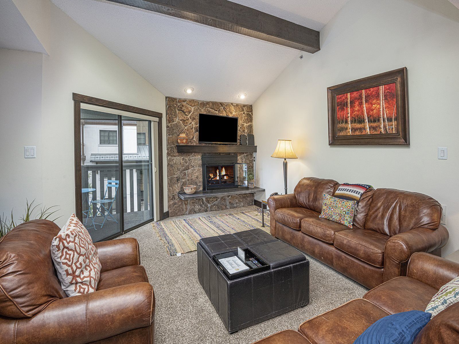 Condo (Westwind) | Fachada