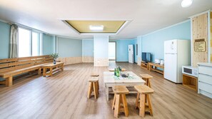 Quarto Básico, 1 quarto (BolisuA) | 1 quarto, Wi-fi grátis 