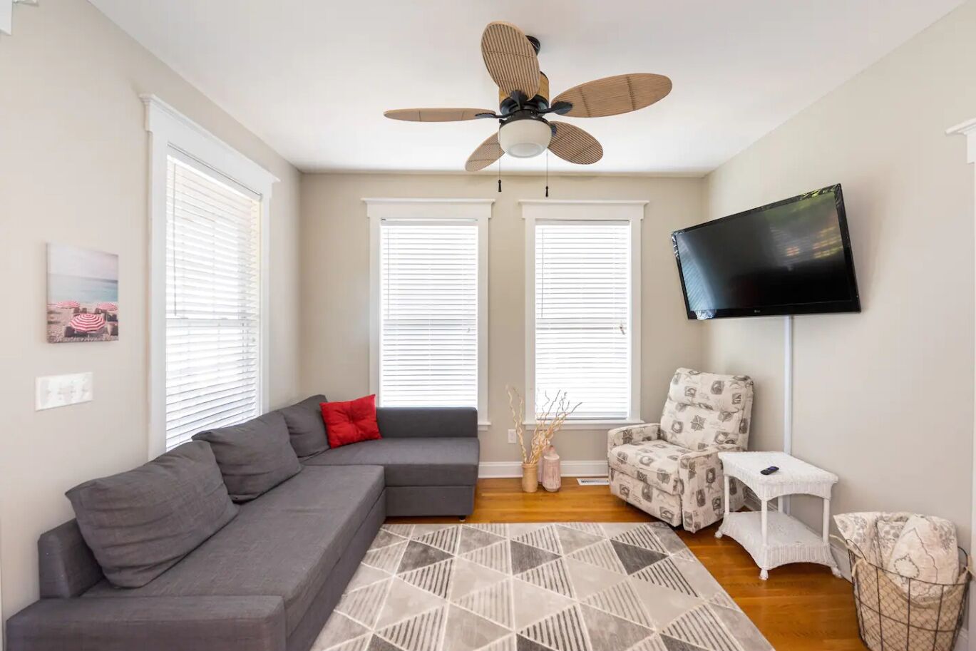 The Queen B - Oak Island, NC