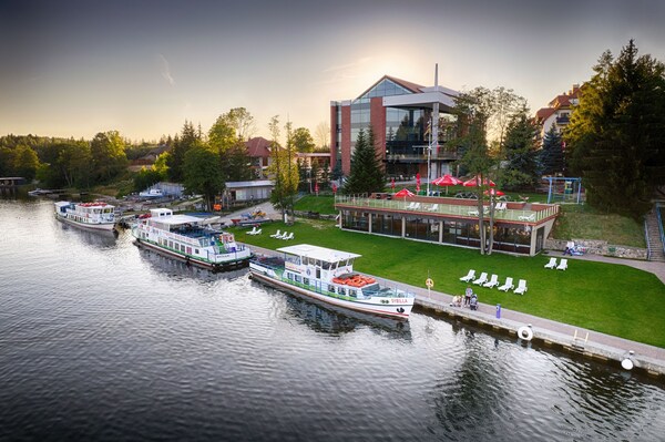 Hotel Robert's Port - Mazury