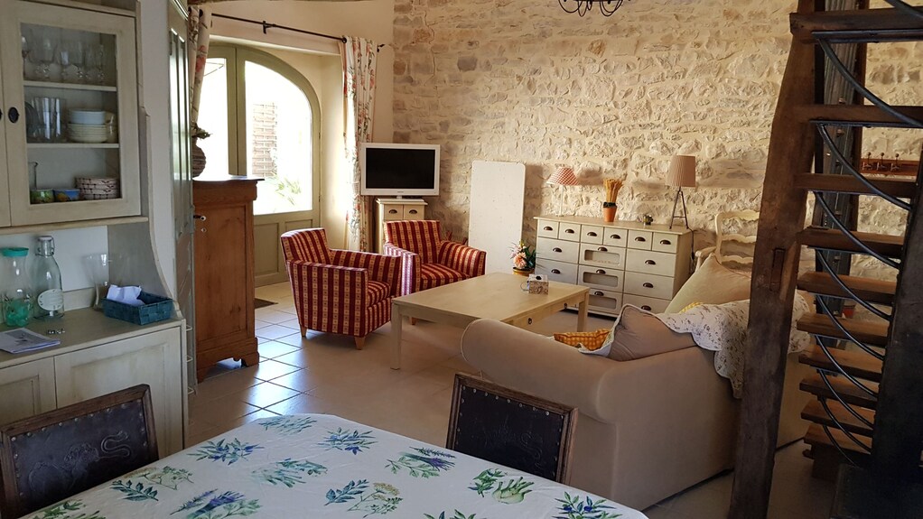 Village House With Private Pool Gite-loubaribas - Martel