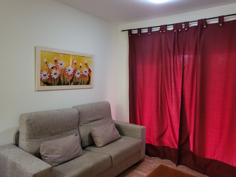 ¡Bajo Con Terraza Y Patio Con Vistas A La Piscina Comunitaria! - Vera