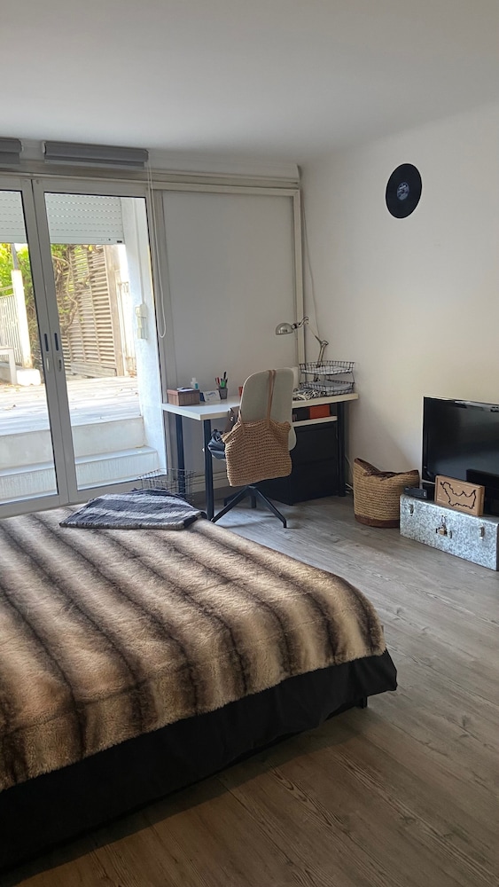 Grande Maison De Ville, Avec Piscine, Terrasses à 5mn D'aix En Pce - Aix-en-Provence