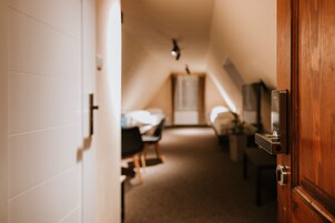 Quarto Quádruplo Clássico | Secretária, quartos insonorizados, Wi-fi grátis 