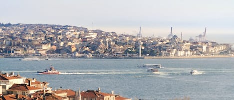 Quarto executivo | Roupas de cama premium, frigobar, cofres nos quartos