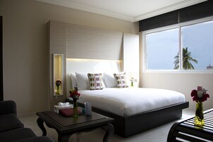 Quarto Júnior, 1 cama king-size, Vista para a cidade | Vista do quarto