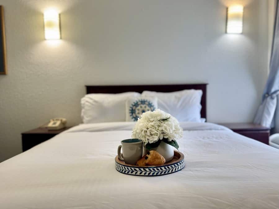 1 quarto, roupas de cama premium, cofres nos quartos, escrivaninha