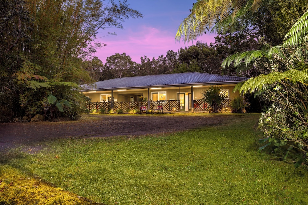 5th Street Ohana - Volcano