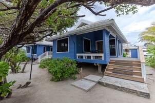Villa, 1 quarto, junto ao mar | Roupa de alta qualidade, cofre no quarto, ferro/tábua de engomar 