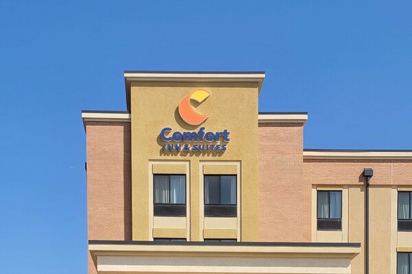 Comfort Inn & Suites Watford City - North Dakota