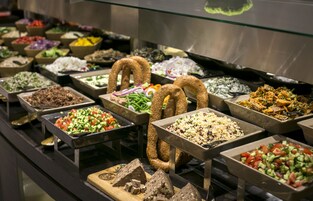 Buffet de pequeno-almoço