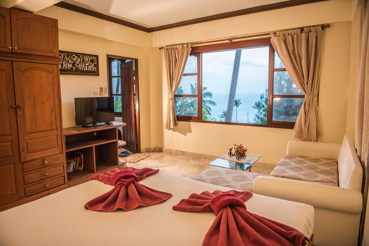 Villa Nobre, 2 quartos, vista para o oceano | Roupa de alta qualidade, cofre no quarto, secretária