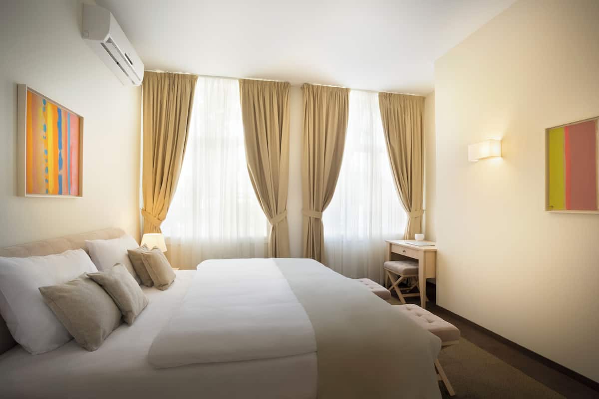 Apartamento, pátio, vista para o mar | 1 quarto, cofre no quarto, ferro/tábua de engomar, Wi-fi grátis 
