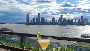 3 bares/lounges, este bar no terraço do hotel