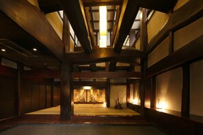 Entrada (vista interior)