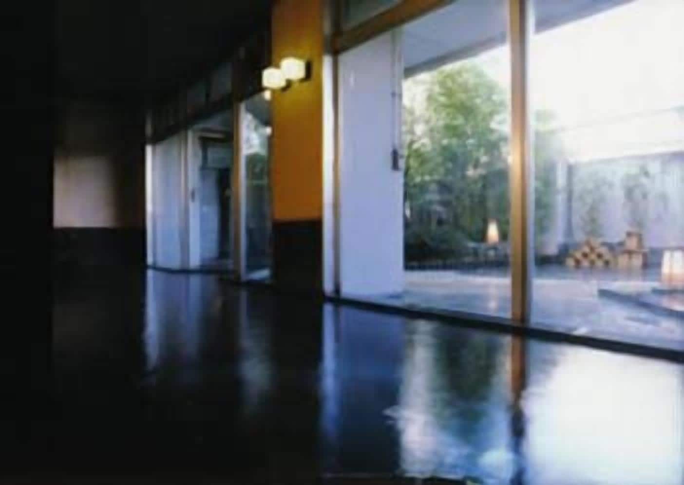 Piscina interna, piscina externa