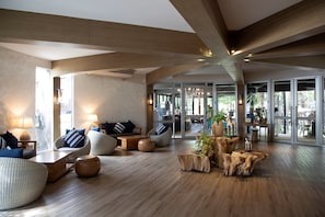 Sala de estar do lobby