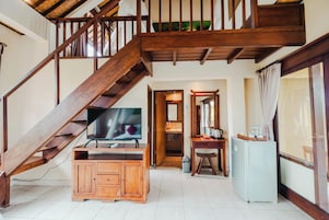 Quarto família | Frigobar, cofres nos quartos, escrivaninha