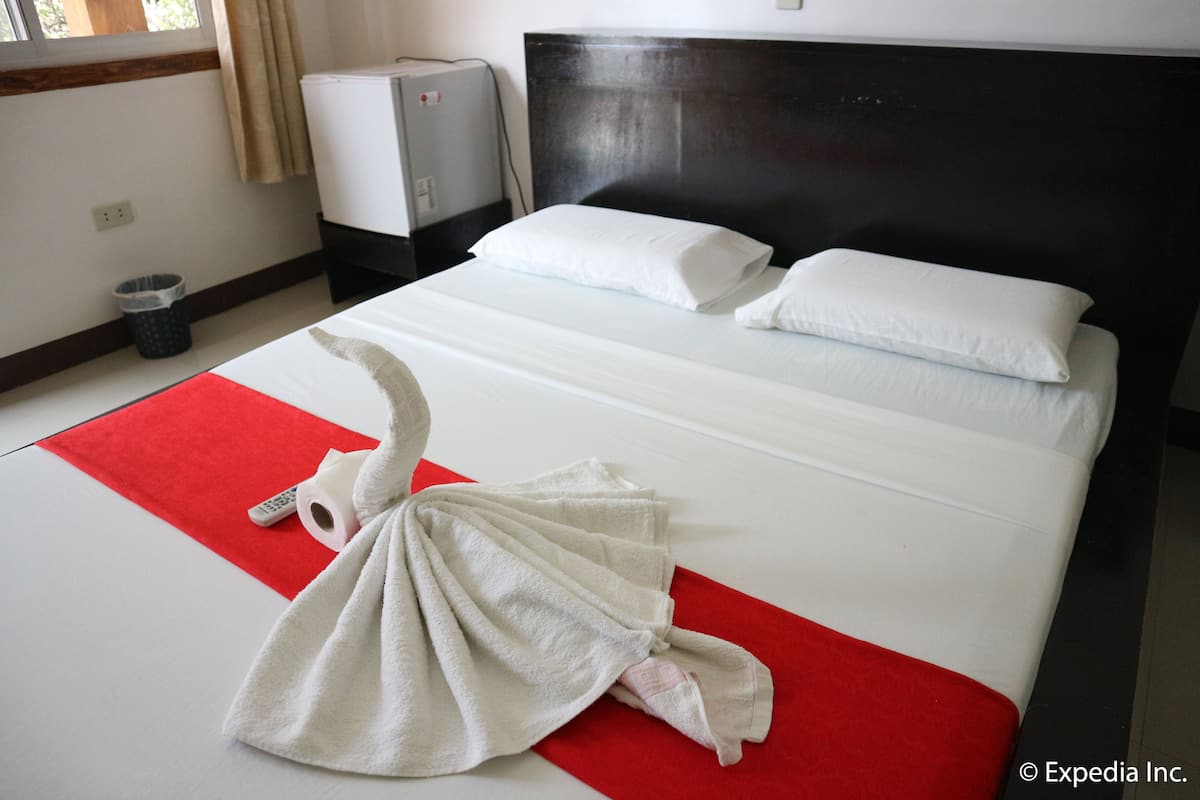 Quarto Standard | Minibar, cofre no quarto, secretária, Wi-fi grátis