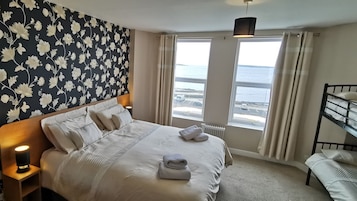 Suite Clássica, casa de banho anexa, vista para o mar (Room 10-3rd Floor)