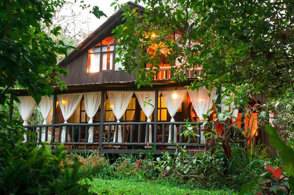 Casa De Piedra - Mindo Valley