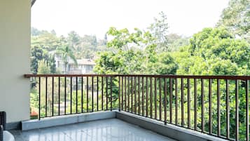 Vila, 3 quartos, piscina particular | Terraço/pátio