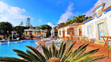 Villa, 1 quarto, vista para a piscina | Com decoração personalizada, com mobília individualizada