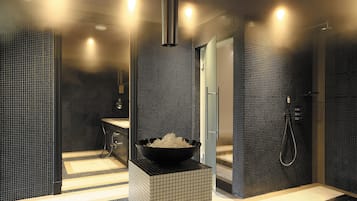 Sauna, banheira de hidromassagem, banho turco, tratamentos corporais