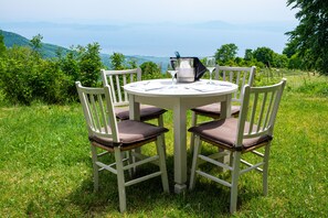 Pequeno-almoço continental diário incluído 