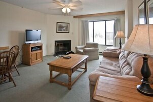 TV 40 polegadas com canais a cabo, lareira