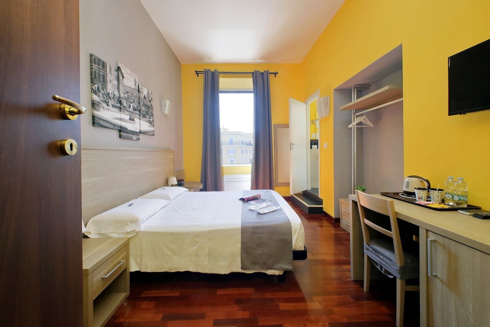 Lhg Comfy Rooms - Roma