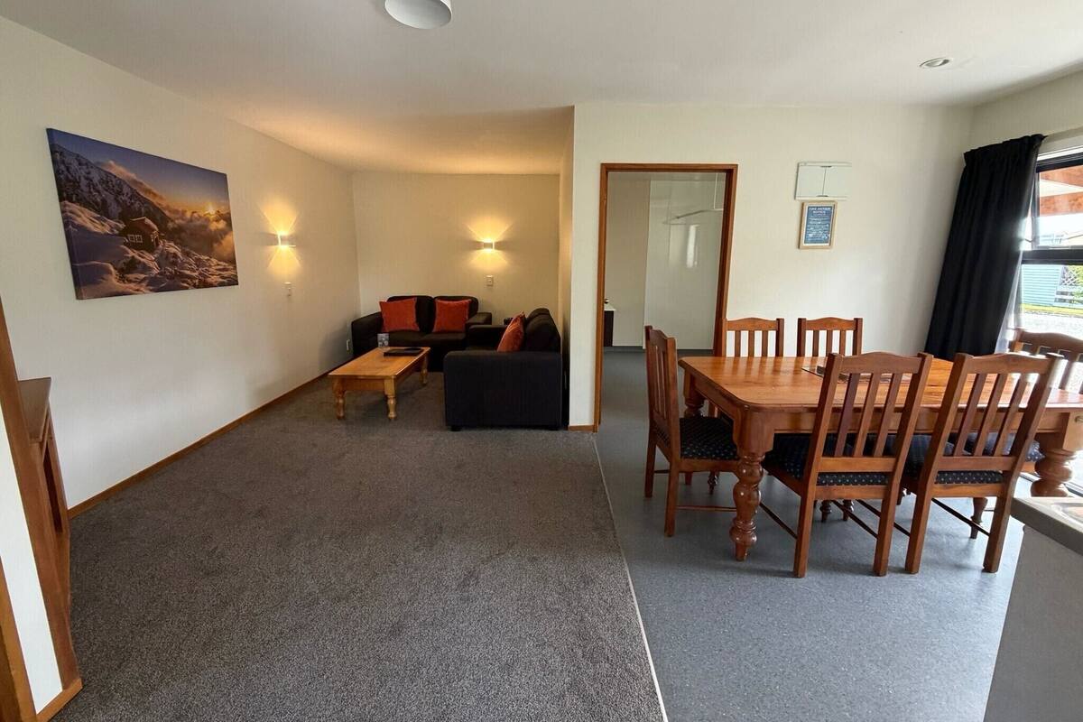 Apartamento Standard, 2 quartos, não fumadores, cozinha (with extra beds) | Roupa de alta qualidade, camas de colchão Select Comfort, secretária