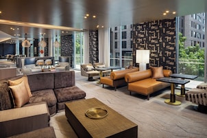 2 bares/lounges, este bar no terraço do hotel