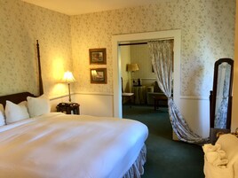 Historic Junior Suite | Escrivaninha, ferros/tábuas de passar roupa, Wi-Fi de cortesia
