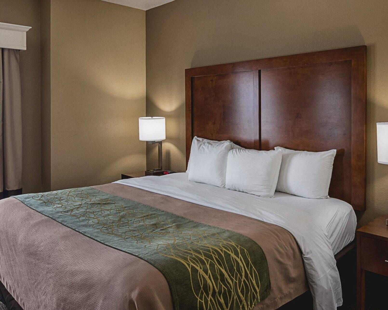 Roupas de cama premium, edredons de pluma, escrivaninha