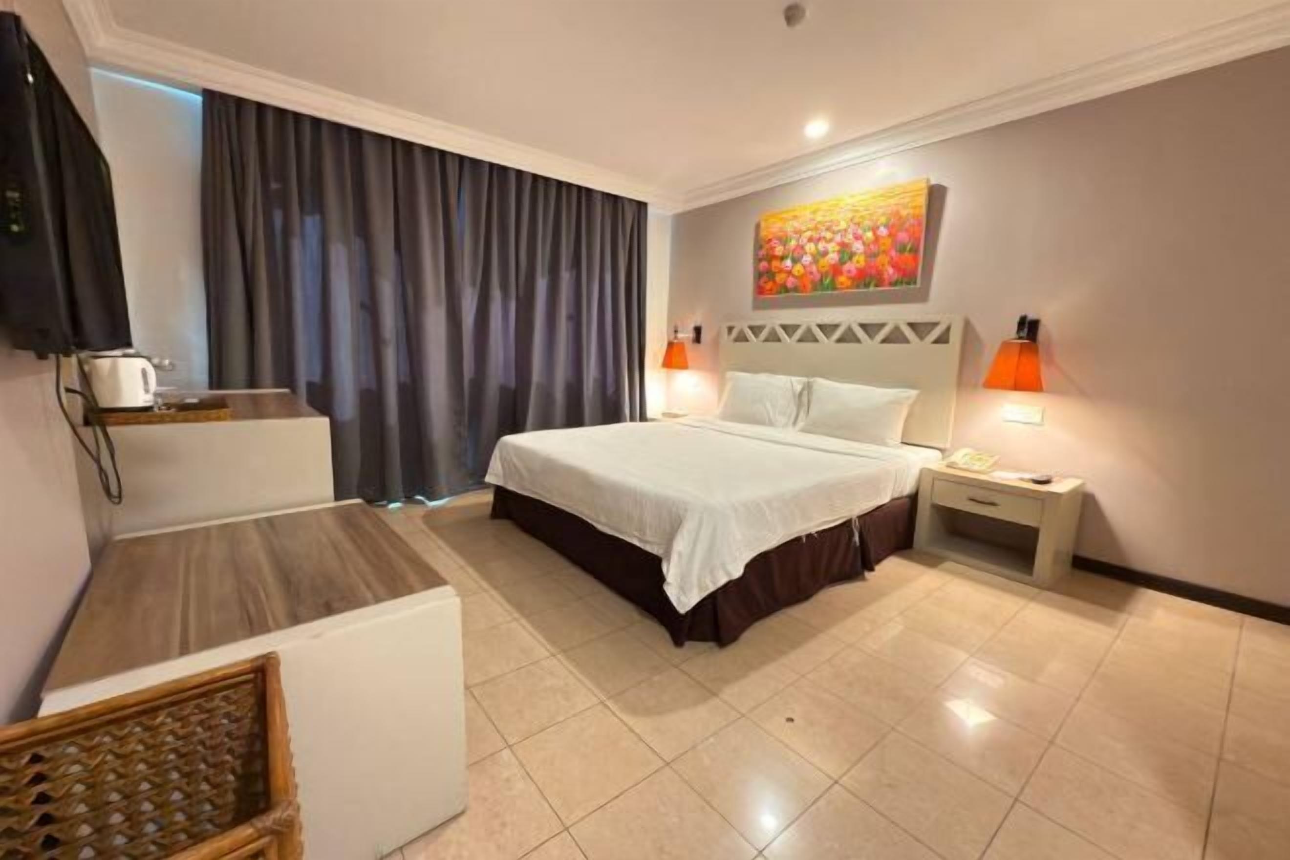 Cofre no quarto, secretária, berços/camas para crianças, Wi-fi grátis 