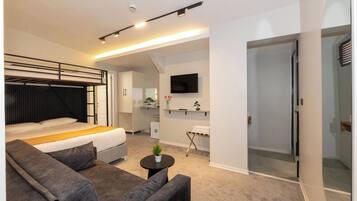 Suite Familiar, 2 quartos, vista para o jardim | Roupa de alta qualidade, minibar, cofre no quarto