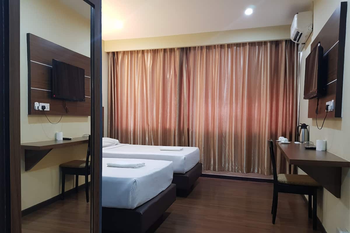 1 quarto, escrivaninha, ferros/tábuas de passar roupa, Wi-Fi de cortesia