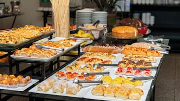 Pequeno-almoço tipo buffet diário incluído