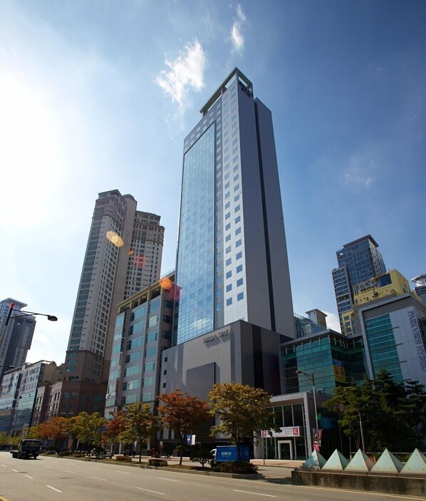 Book Shilla Stay Dongtan in Hwaseong | Hotels.com