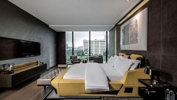 Suíte real | Roupas de cama premium, edredons de pluma, frigobar, cofres nos quartos
