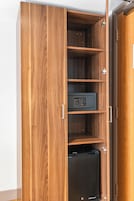 Quarto Duplo Básico | Guarda-roupa