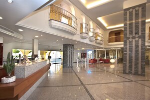 Entrada (vista interior)