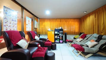 Massagens tailandesas, salas para massagens/tratamentos, massagens