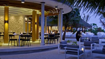 5 restaurantes, café da manhã, culinária internacional