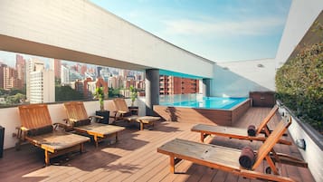 Piscina exterior