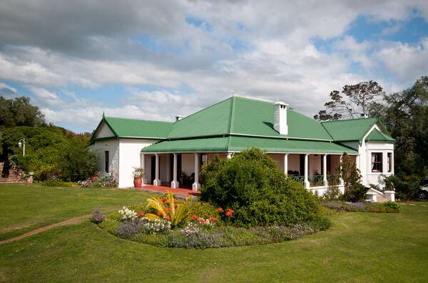 Leeuwenbosch Shearers Lodge - Western Cape