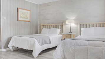 Secretária, Wi-fi grátis, roupa de cama fornecida 