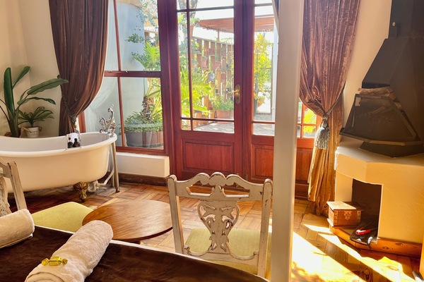 Quarto standard (Double Room 1 Sunrise Surprise) | 1 quarto, edredons de pluma, individualmente mobiliados